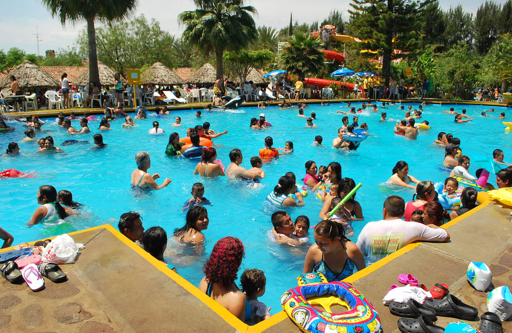 En el balneario - Mexicanísimo